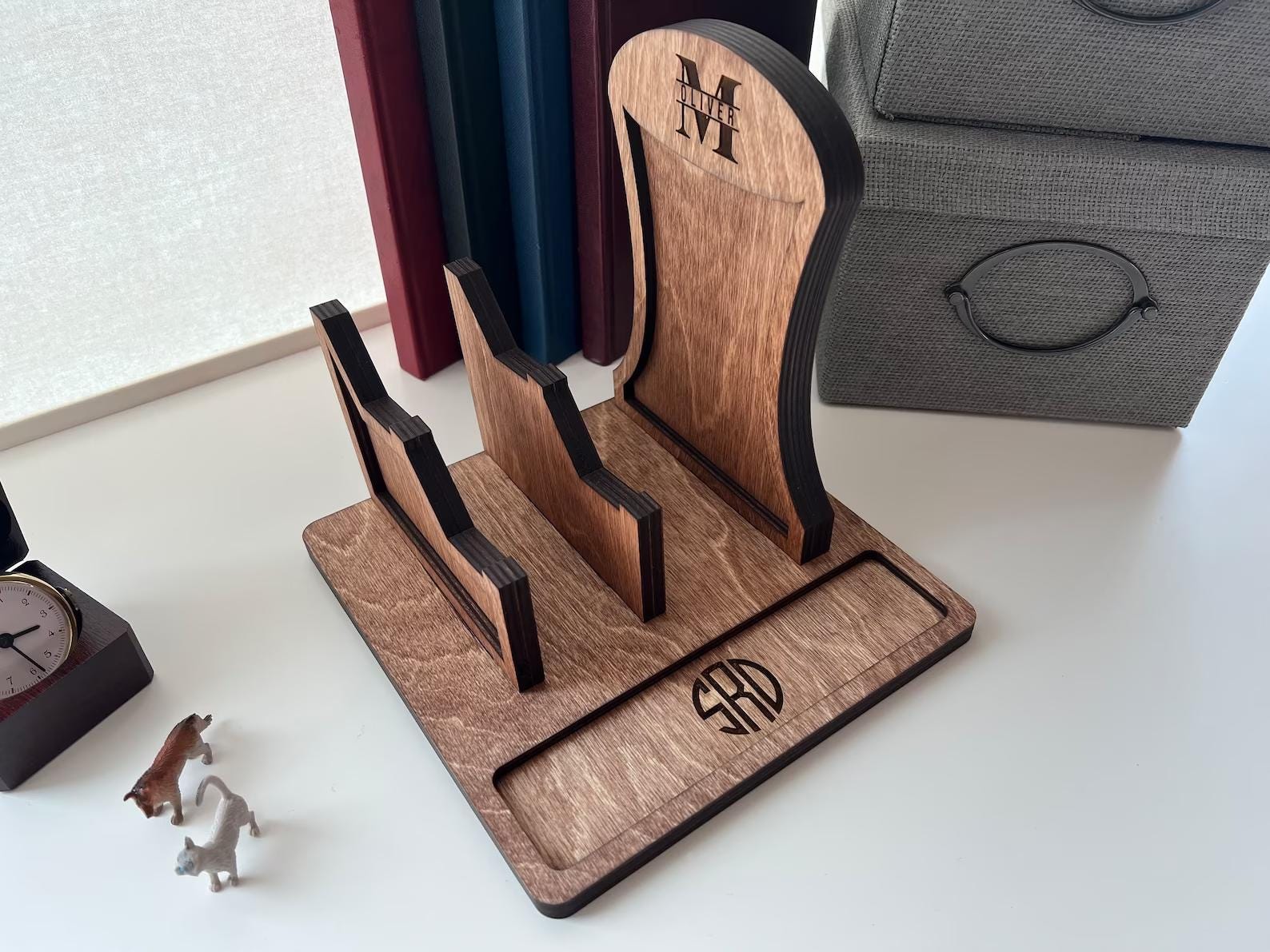 Custom Wooden PS5 & Xbox Controller and Headset Stand - Personalized ...