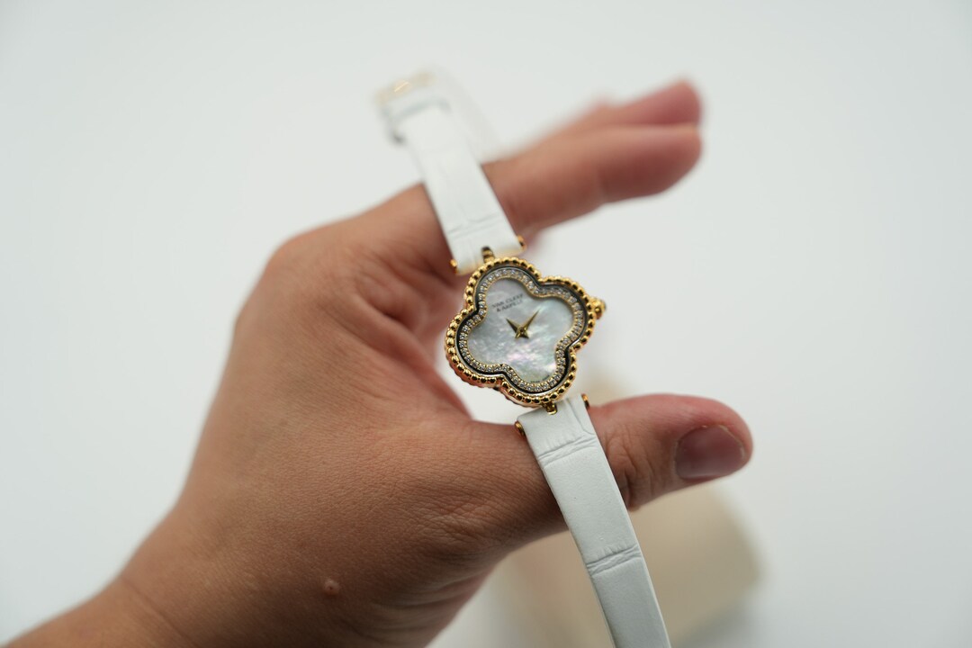 Magic White Mother of Pearl Dial Clover Watch White Strap Quartz Watch - Etsy