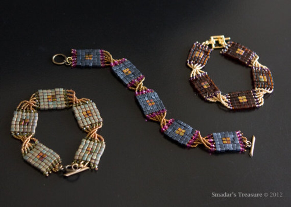 Beading Tutorial, Squares With a Twist Bracelet. Beading Pattern With ...