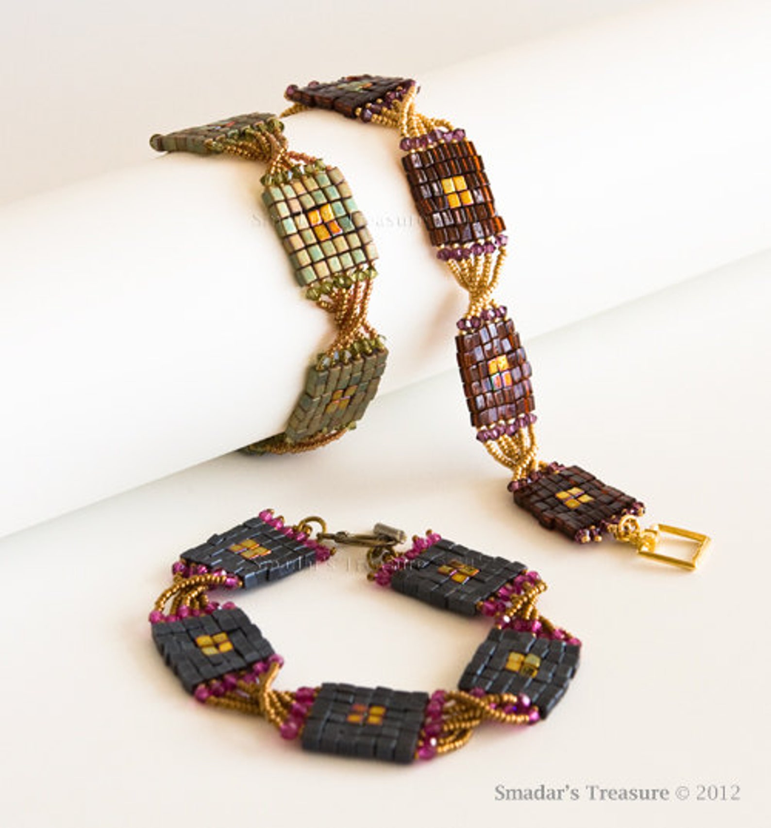 Beading Tutorial, Squares With a Twist Bracelet. Beading Pattern With ...