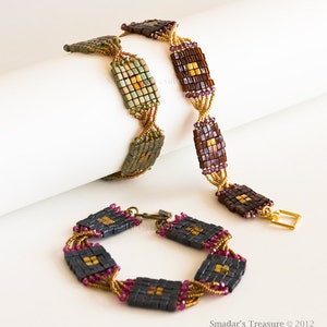 Beading Tutorial, Squares With a Twist Bracelet. Beading Pattern With ...