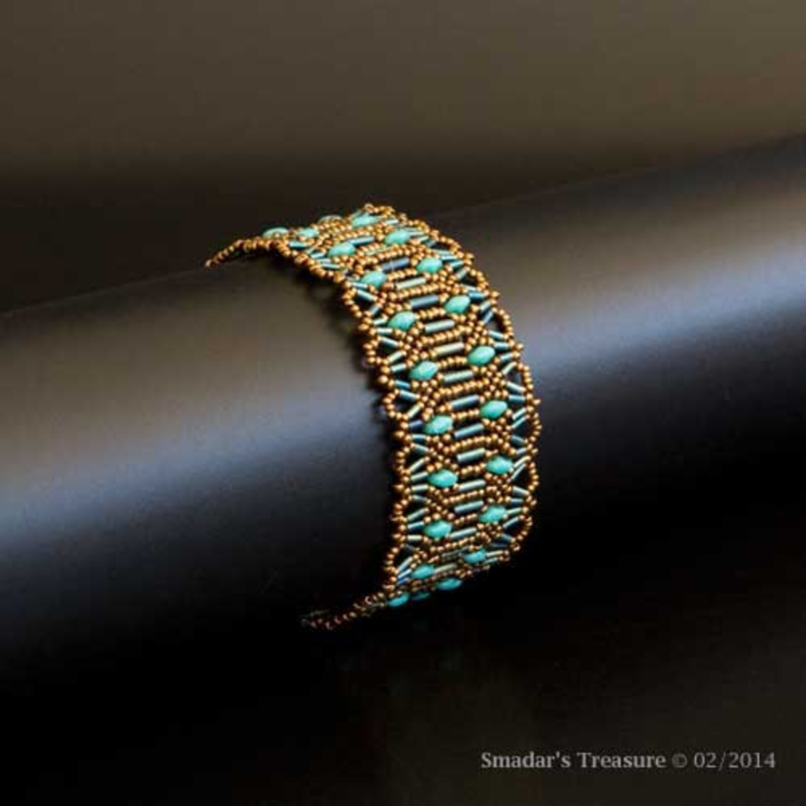 Beading Tutorial, Bugles on the Border Bracelet. Pattern With Superduo ...