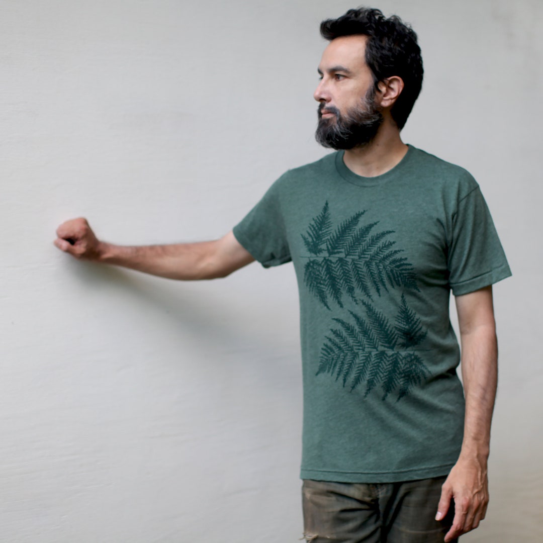 Unisex Alpine Fern Leaf Tshirt in Forest Green, Fall Men's Clothing ...