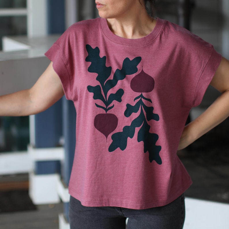 Loose Fit Boxy Tee With Red Beets Botanical Screenprint, Winter ...