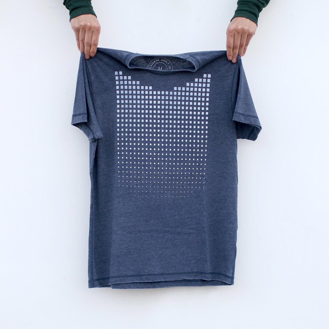 Minimalist Geometric Hand-printed Men's Graphic Tee, 8 Bit Retro ...