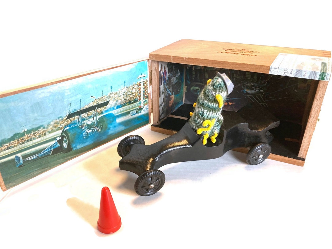 Go Speed Racer Caterpillar Vignette Playset - Etsy