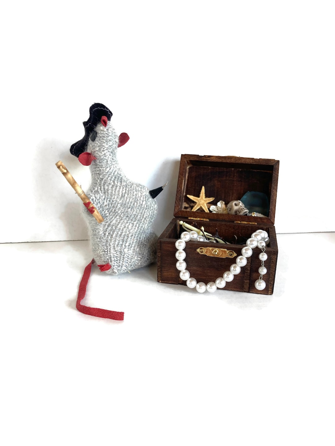 The Pirate Rat and His Treasure Chest - Etsy