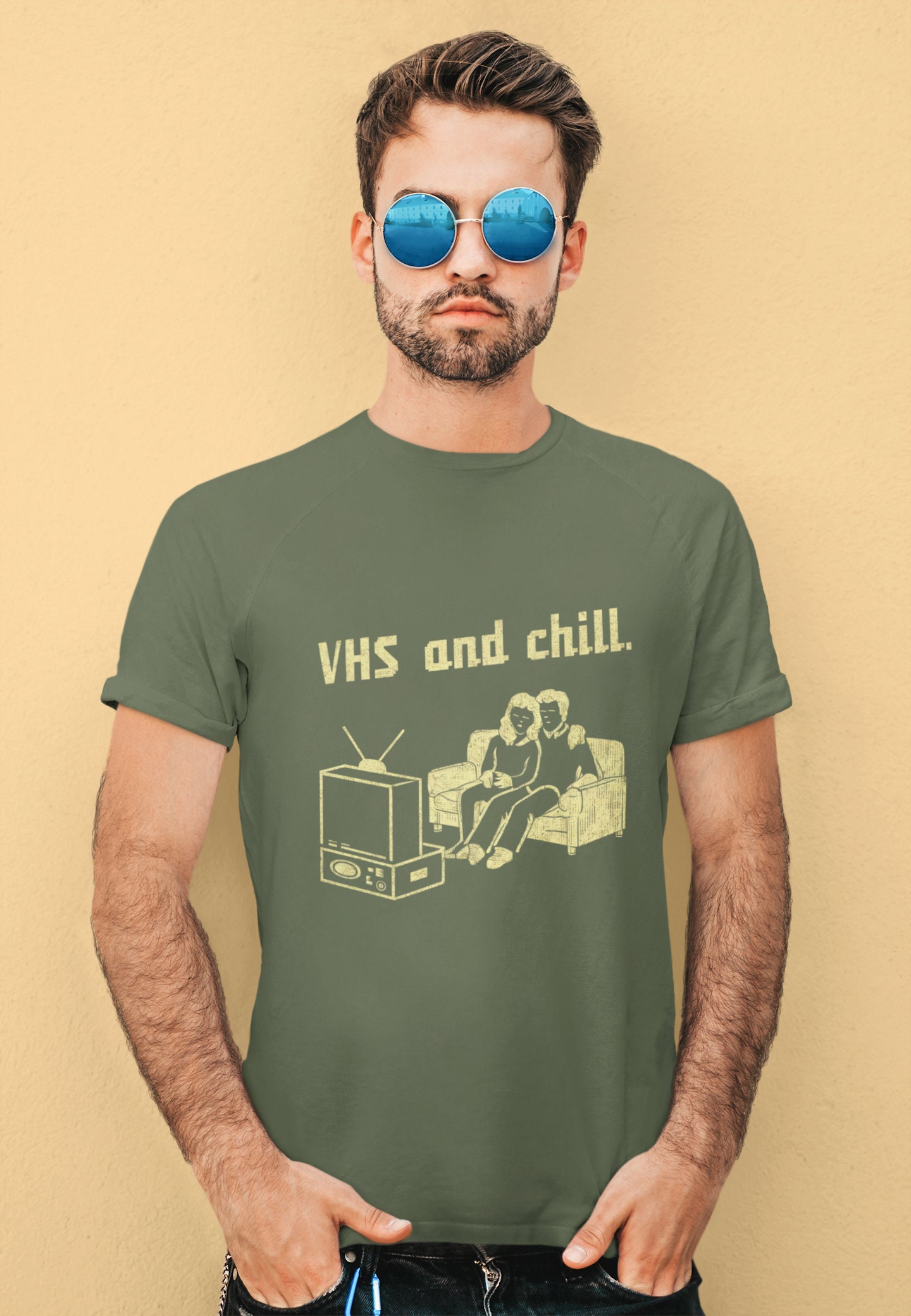 Retro VHS Chill VCR 1980s Vintage Humor Funny Hookup Phrase TV Rabbit ...