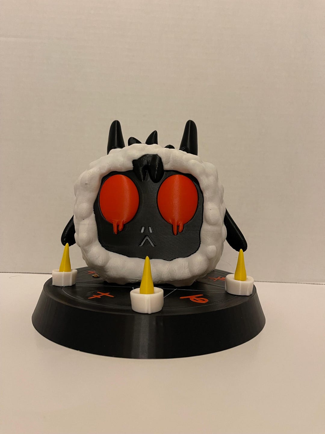 Cult of the Lamb Headset Stand - Etsy