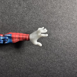 Mafex Stylized Spiderman Hands 3D Printed 1/12 - Etsy