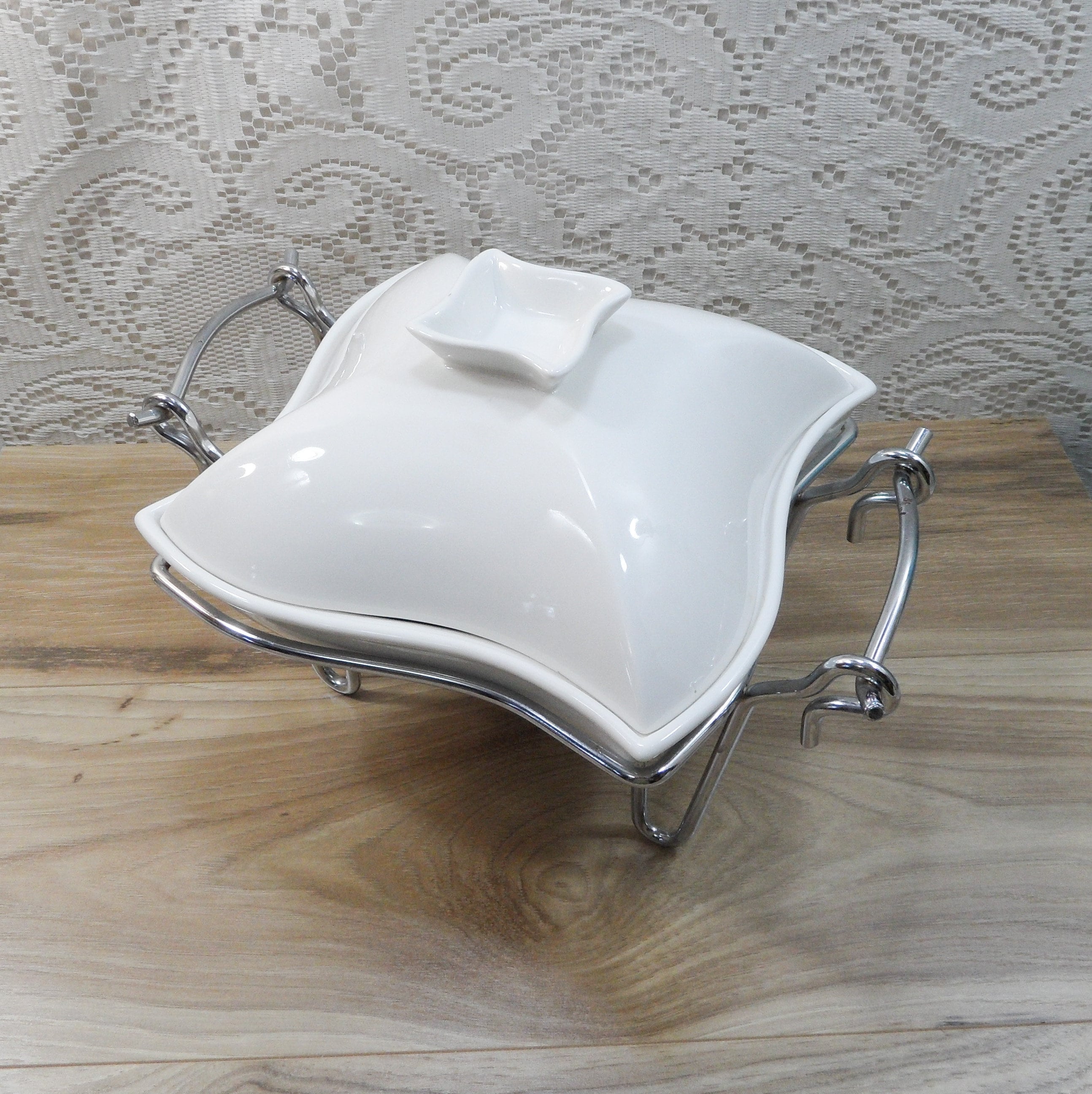 Godinger Siena Chafing Dish, Casserole Dish, 1 Quart White and Chrome ...