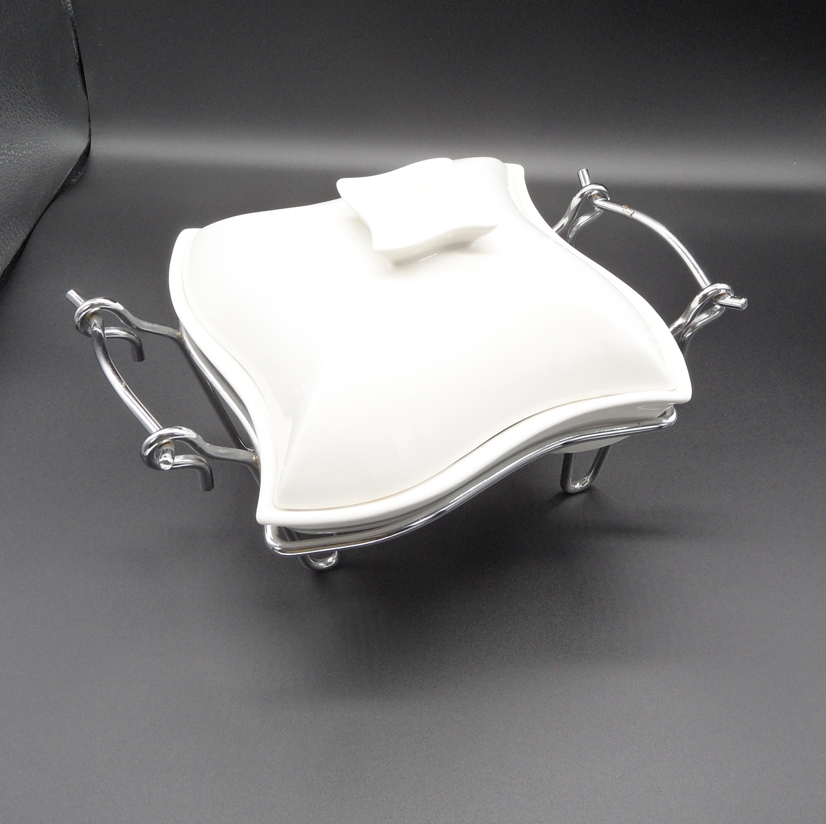 Godinger Siena Chafing Dish, Casserole Dish, 1 Quart White and Chrome ...