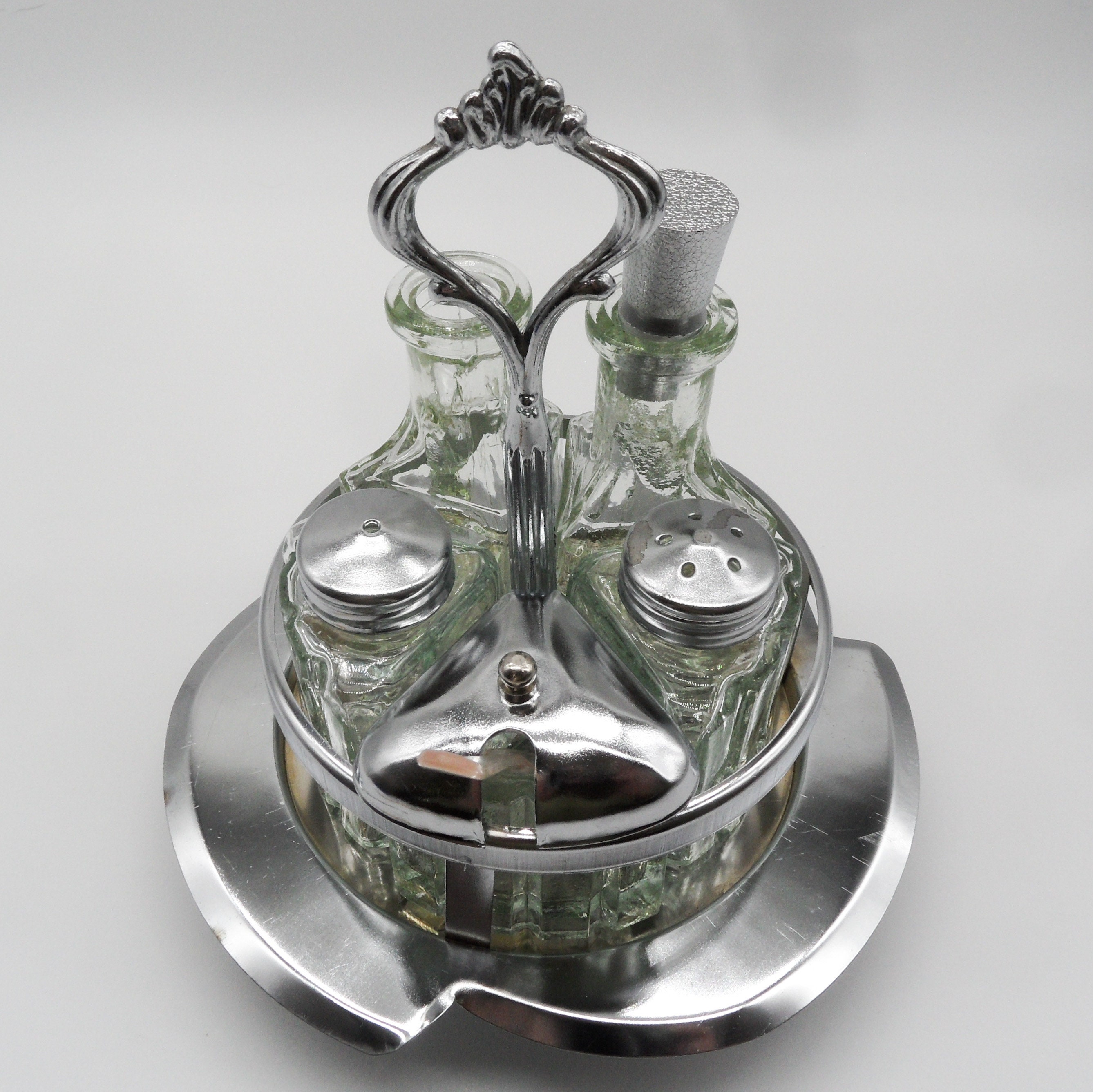 Shaker and Cruet Caddy, Condiment Caddy, Glass Condiment Set, Chrome ...