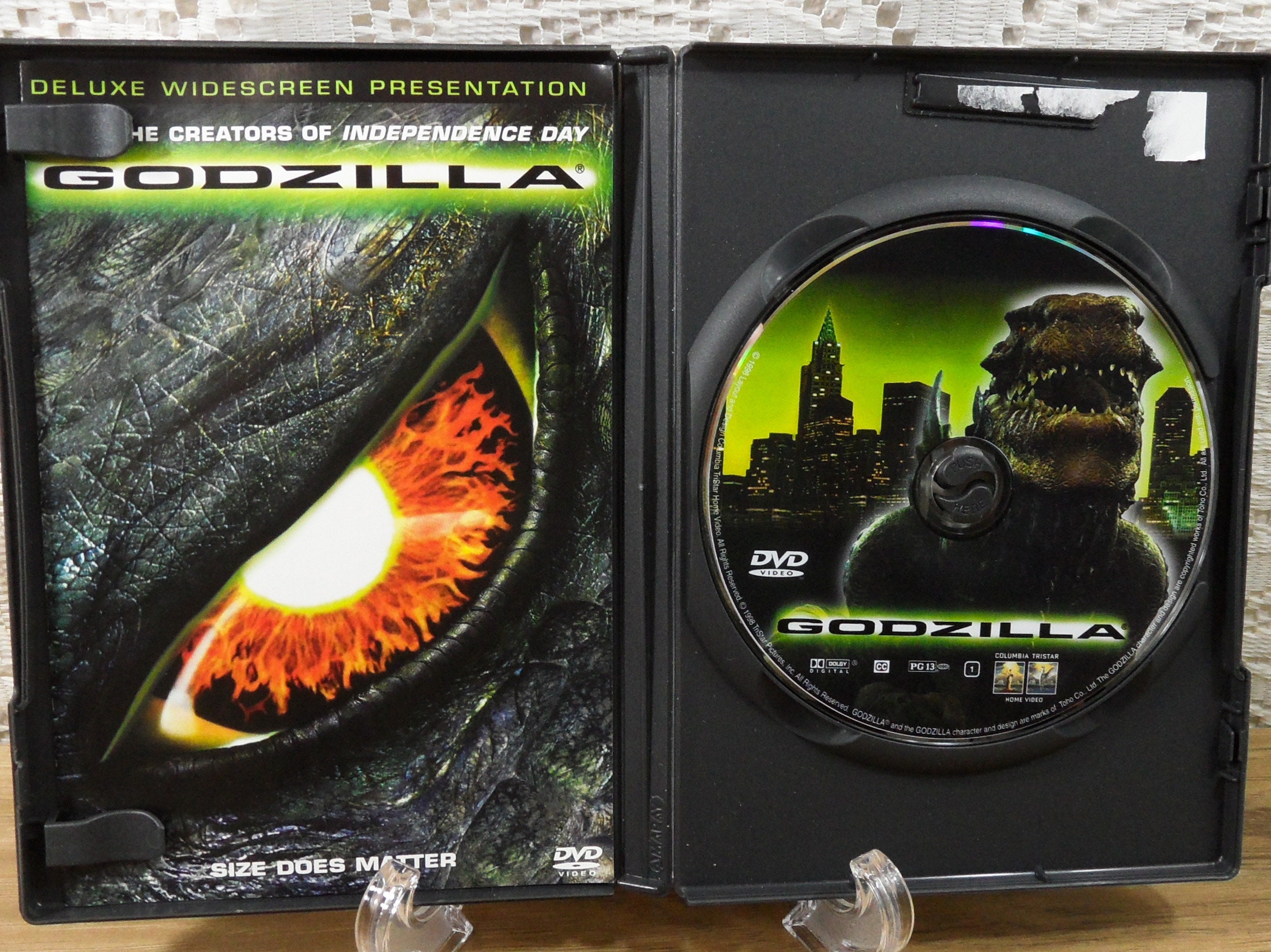 Godzilla Movie, Godzilla DVD, Deluxe Widescreen Presentation, Godzilla ...