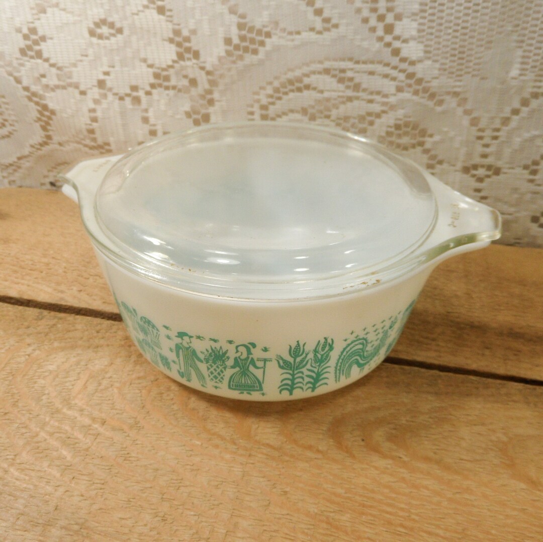 Pyrex Covered Dish, Amish Butter Print, White and Blue Pyrex, Pyrex ...