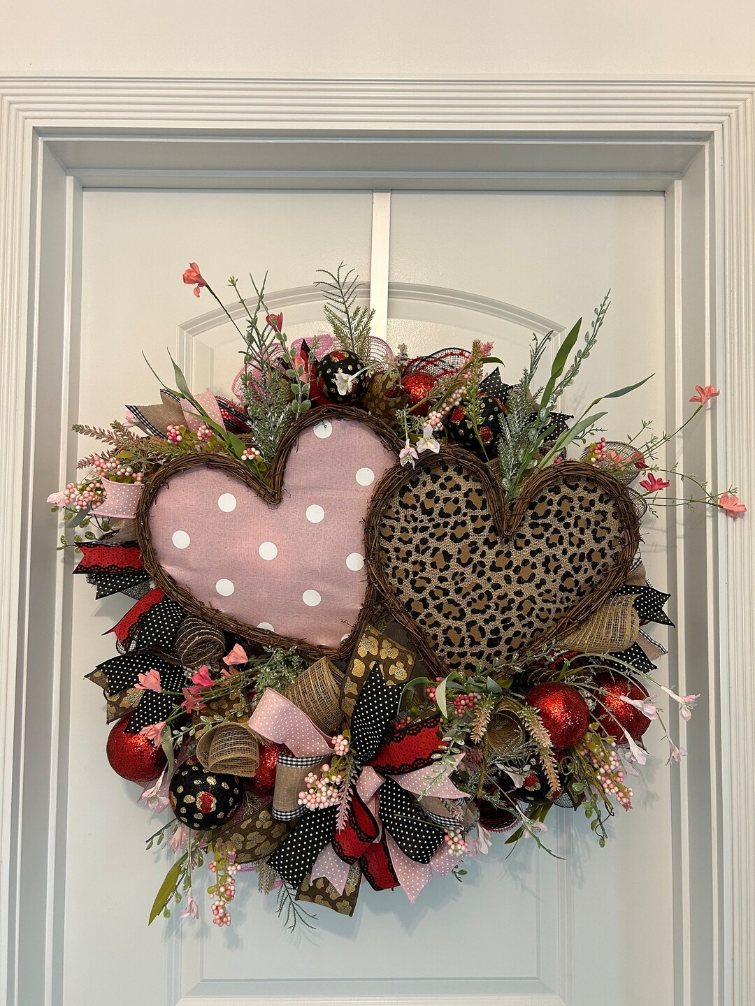 Love Grapevine Featuring 2 Hearts , Floral and Ribbons - Etsy