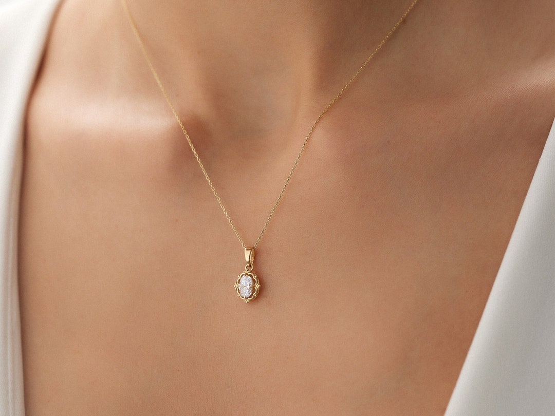 14K Gold Filigree Necklace Vintage Oval Pendant Minimalist Jewelry - Etsy