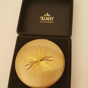 Almay Translucent Light Pressed Powder Metal Compact - New in ...
