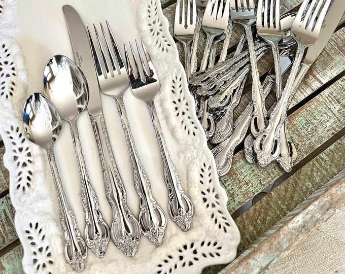 Wallace Silver 20 Pieces Stainless Steel Countess Pierced Pattern ...