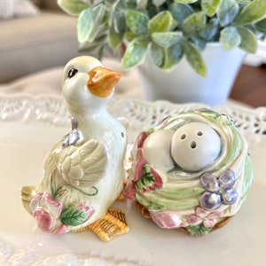 Vintage Fitz & Floyd Garden Rhapsody Chic and Egg Salt and Pepper Shakers, Easter Bunnies ...