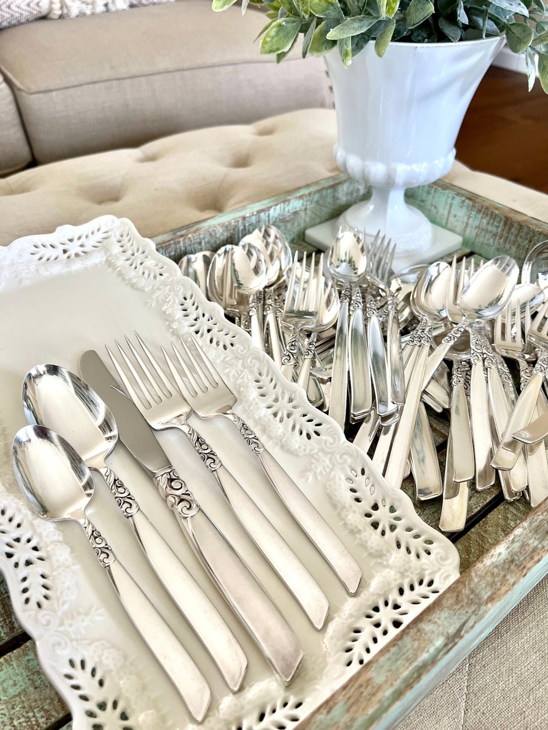 Oneida Community Silver Plate Silverplated 66 Piece Flatware Set South ...