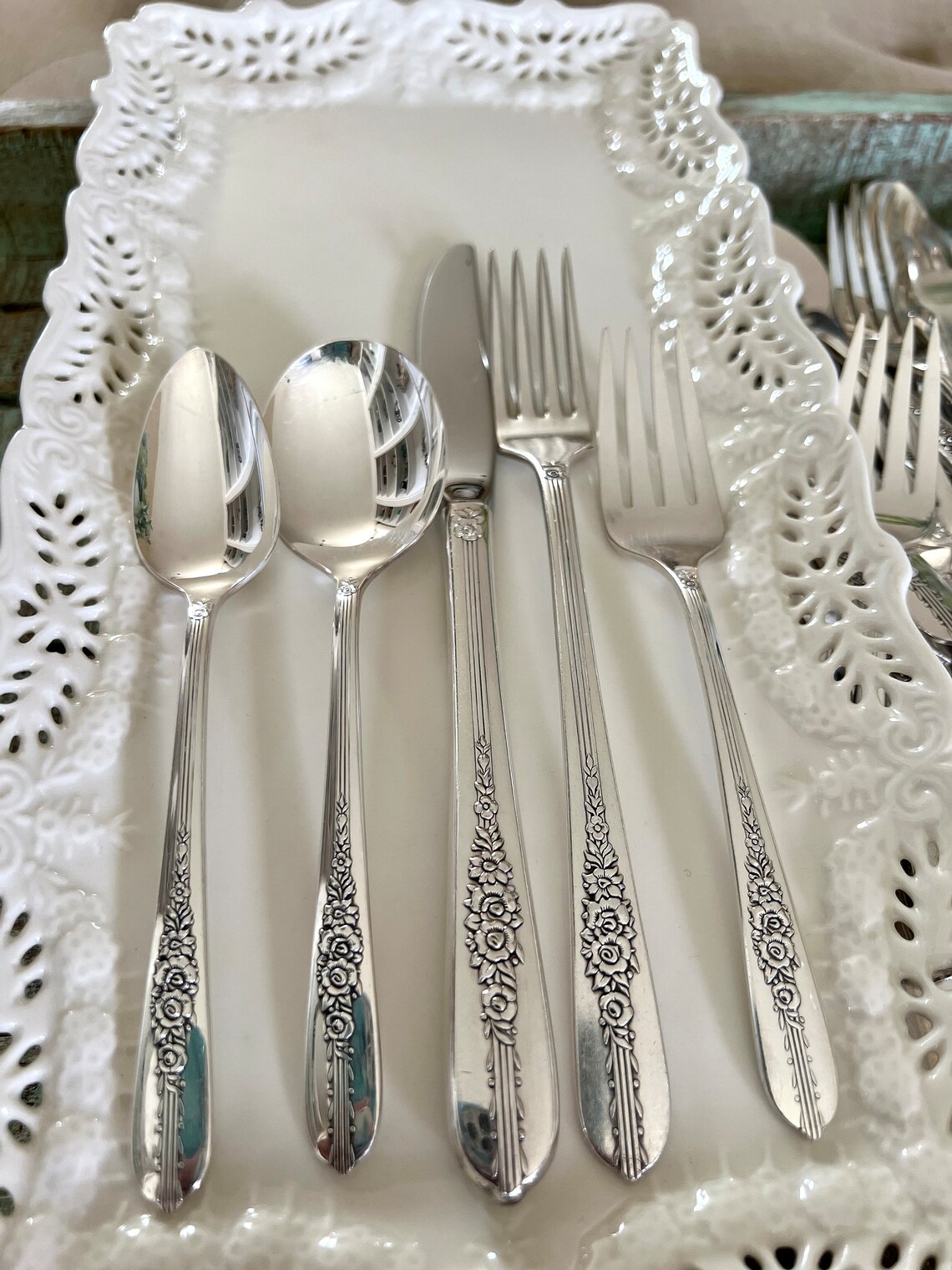Nobility Plate / Oneida 73 Piece Silver Plate Silverplated Flatware ...