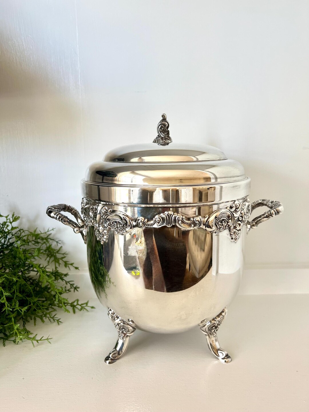 Wallace Silver Baroque Lidded Ice Bucket With Milk Glass Insert ...