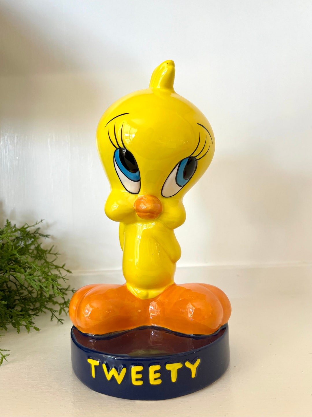 Vintage 1996 Warner Bros Studio Store Tweety Piggy Bank, Ceramic Tweety ...