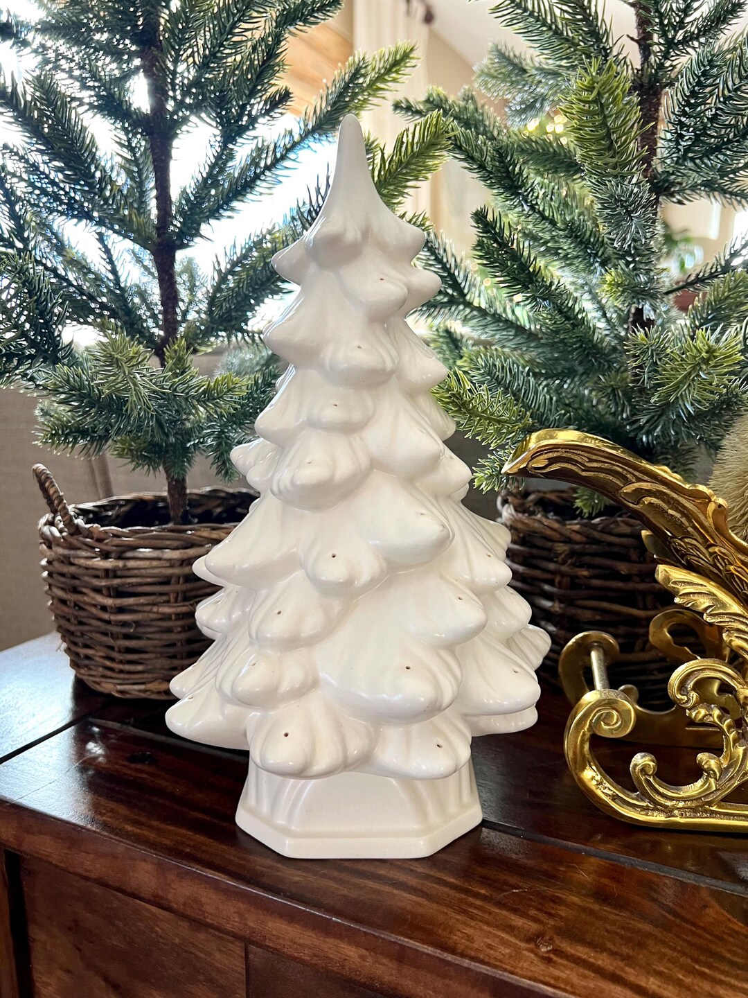 Vintage Small White Holland Mold Ceramic Christmas Tree, Does NOT Light ...