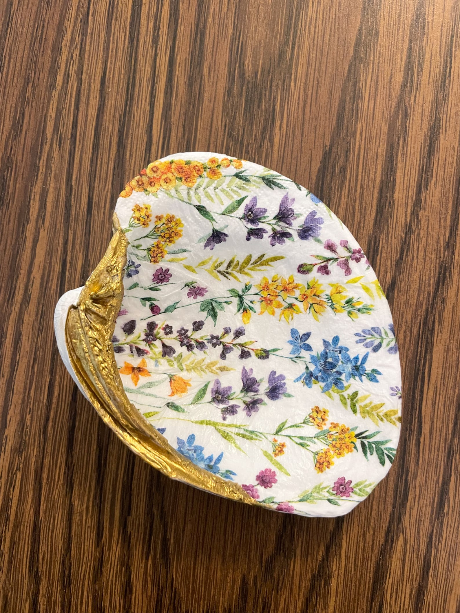 White Floral - Decorative Clam Shell - Etsy