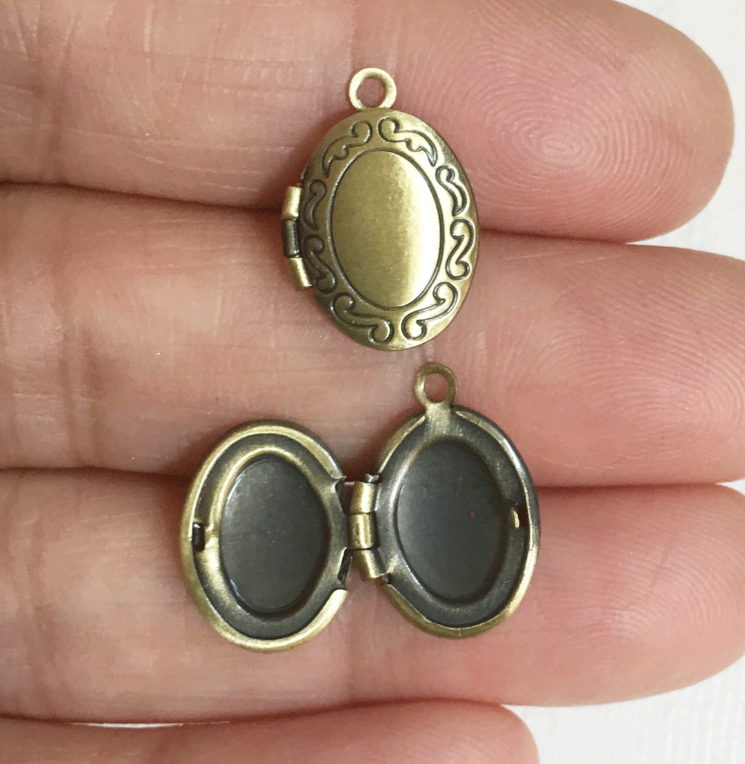 5 Pcs of Antique Brass Oval Locket Pendant 11x16mm, Antique Brass Photo ...