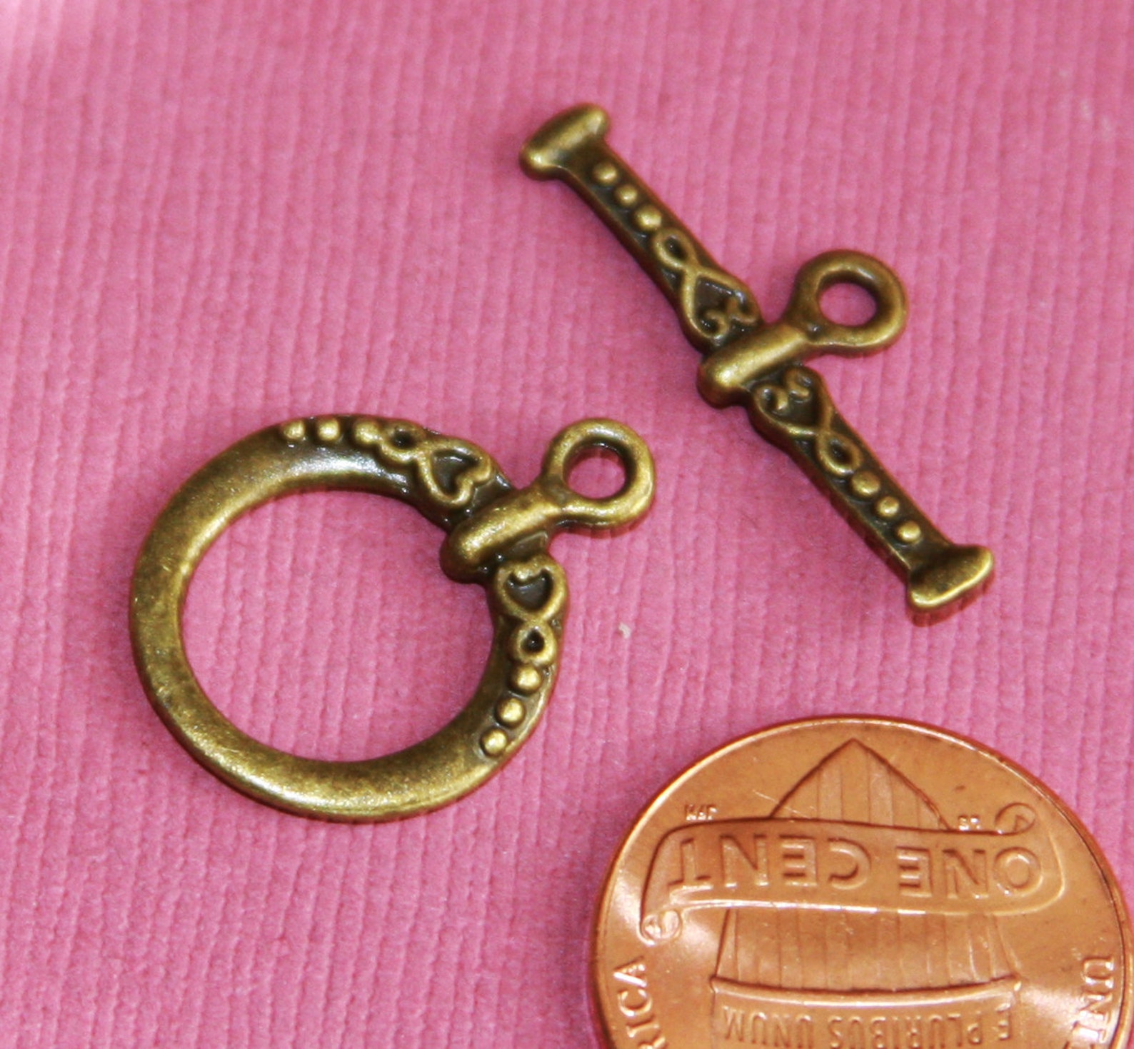 50 Sets of Antiqued Brass Fancy Toggle Clasps 18x15mm | Etsy