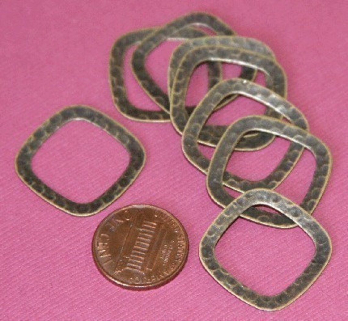 Wholesale 100 pcs Gold plated hammered square Links | Etsy