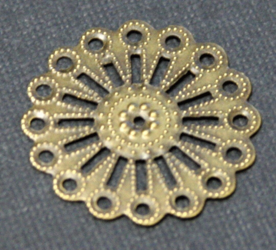20 Antiqued Brass Filigree Focal Findings: 25mm Steel Overlays - Etsy