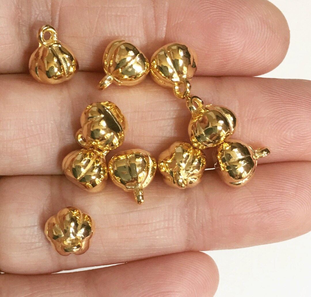 10 Pcs Gold Tone Pumpkin Charm 9x8x7.5mm, Gold Tone Pumpkin Charm ...