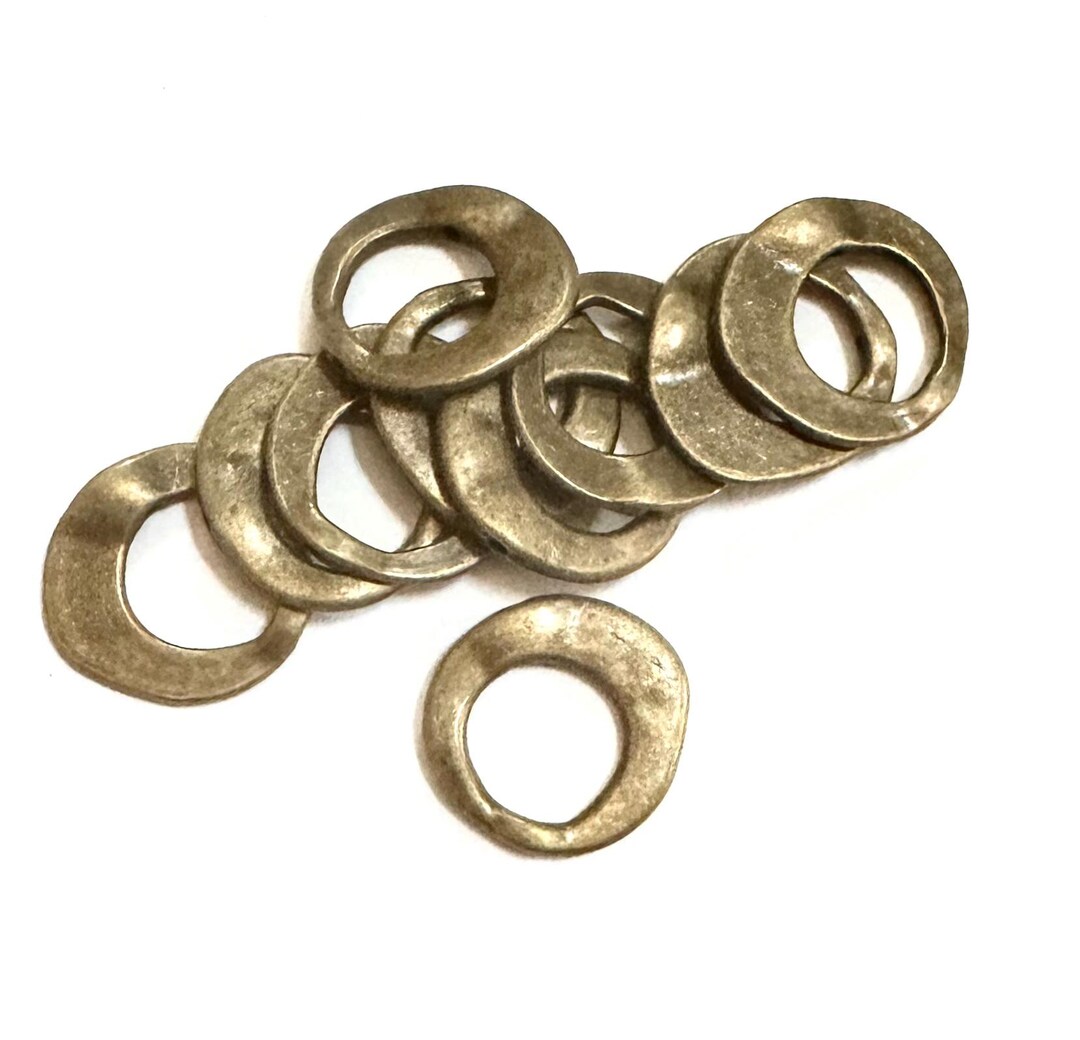 10 Antique Bronze Zinc Alloy Rings: 21x20mm Go Go Ring - Etsy