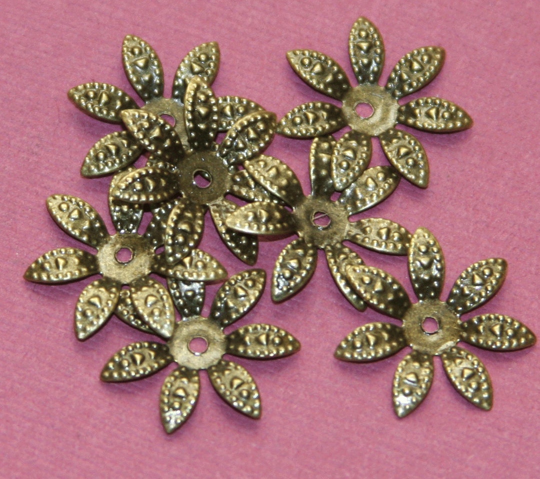 50 Antiqued Brass Filigree Flower Bead Caps - 17mm - Etsy