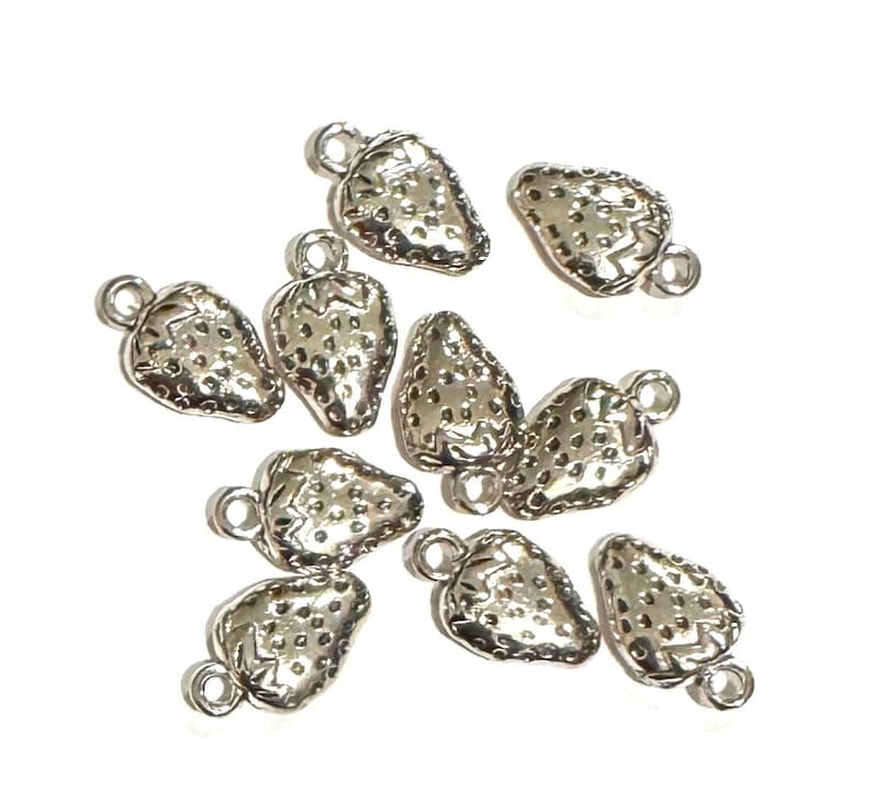 10 Antique Silver Strawberry Charms: 3D Alloy Fruit Pendants - Etsy