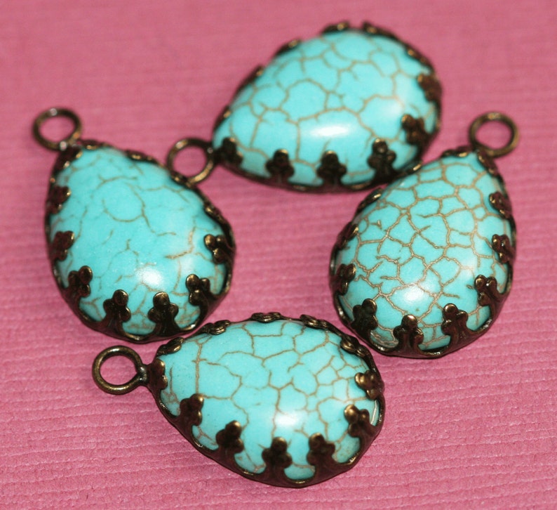 1 Turquoise Teardrop Cabochon With Antique Brass Setting With Lace ...