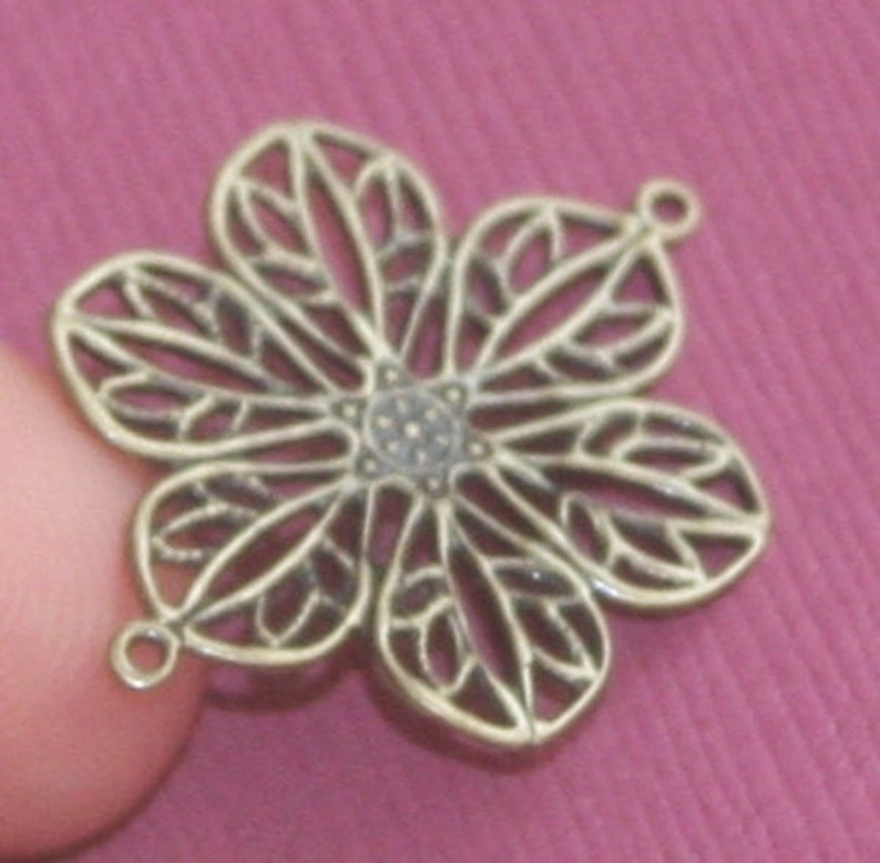 20 Pcs Antique Brass Filigree Flower Links 22mm - Etsy