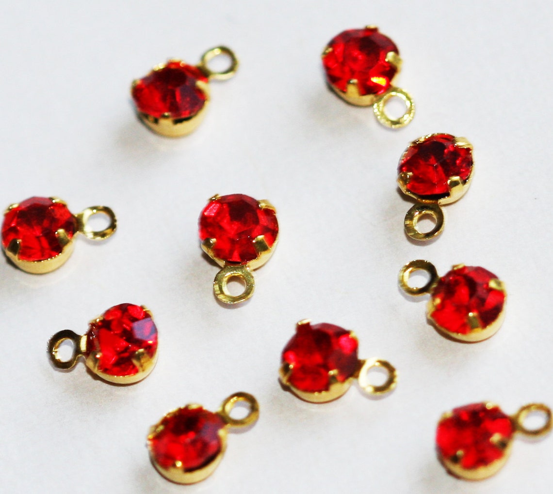 10 Pcs Red Color Rhinestone With Gold Color Brass Setting 5x7.5mm - Etsy