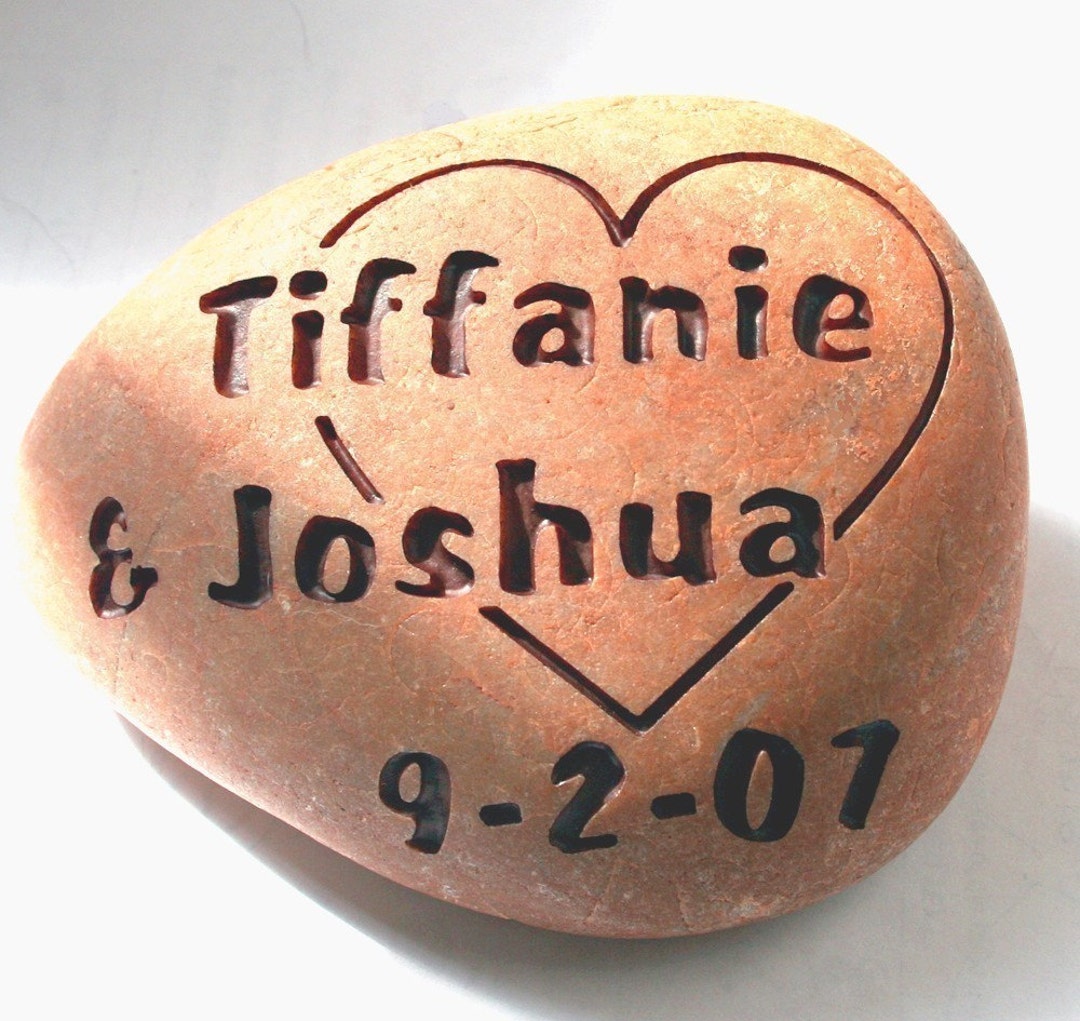 Custom Wedding Gift - Love Rocks - Engraved Oathing Stone for Couple ...