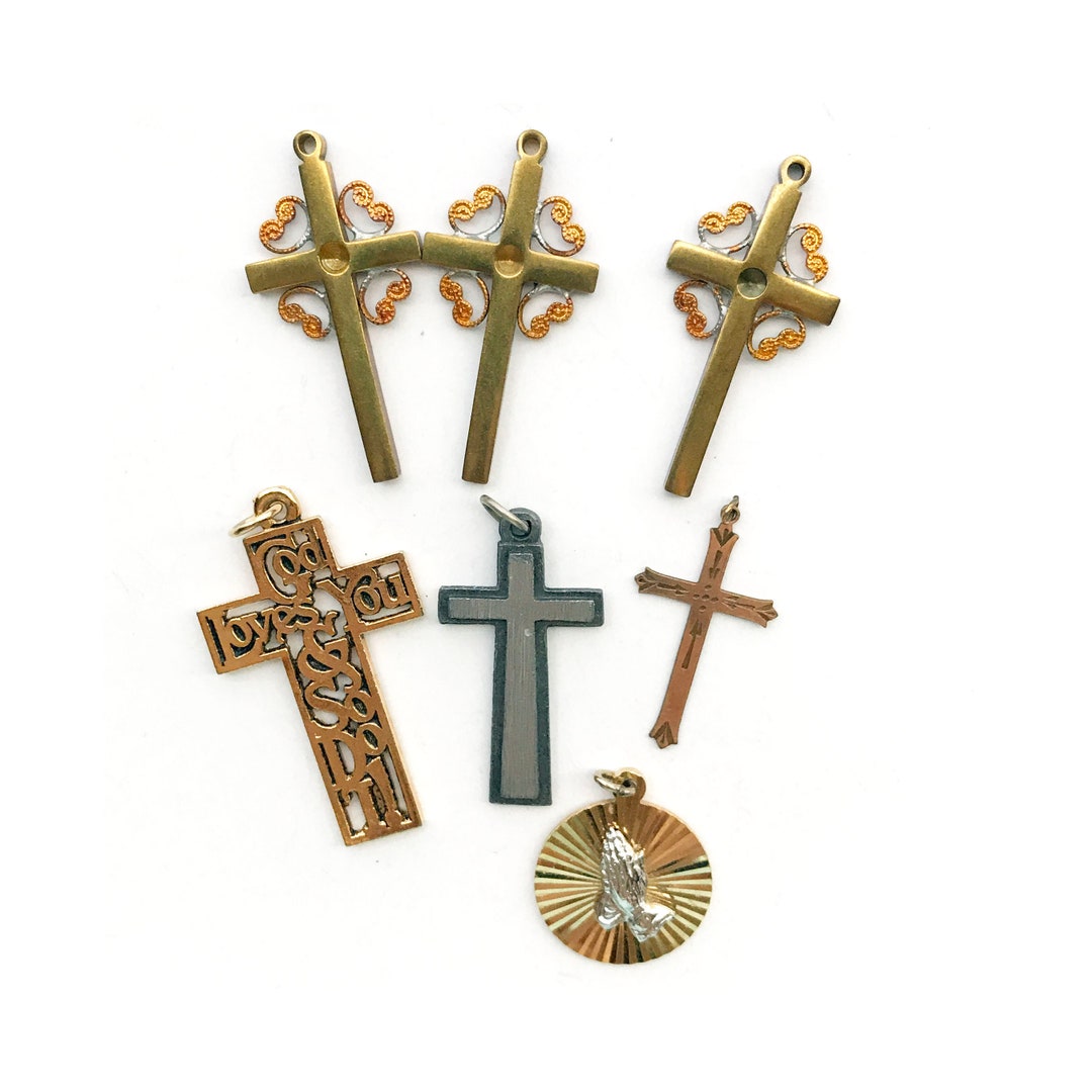 7 Vintage Religious Christian Charms Small Pendants Mix Cross - Etsy