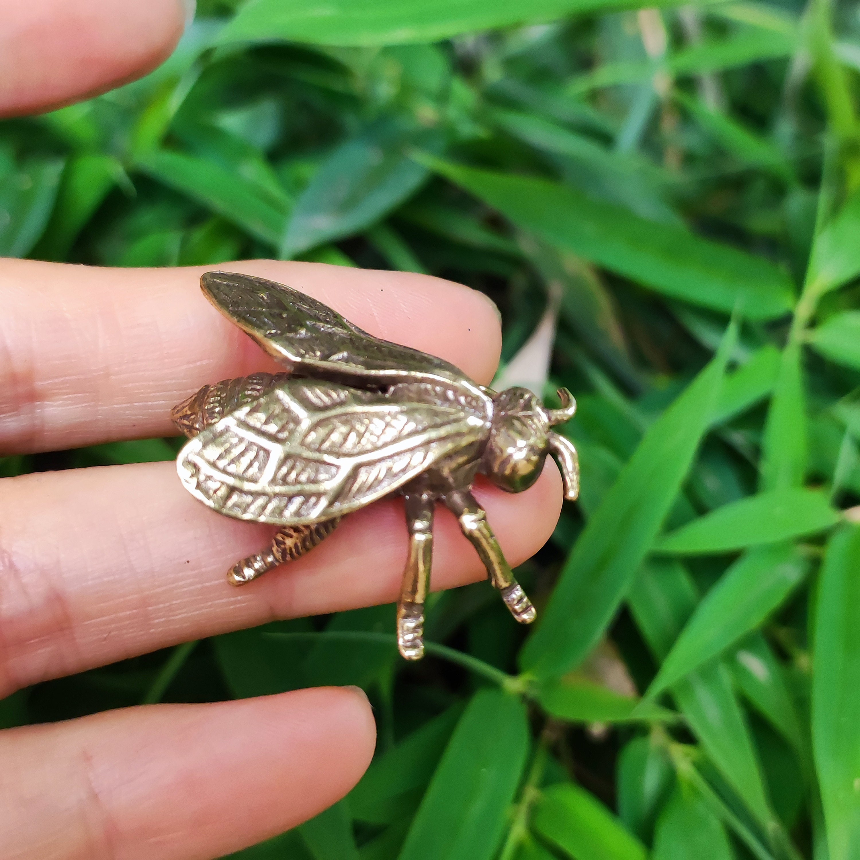 Set 2 Pieces Copper Cute Bee Statue Healthy and Safe and Odorless Metal ...