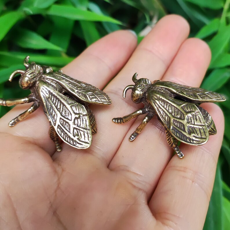 Set 2 Pieces Copper Cute Bee Statue Healthy and Safe and Odorless Metal ...