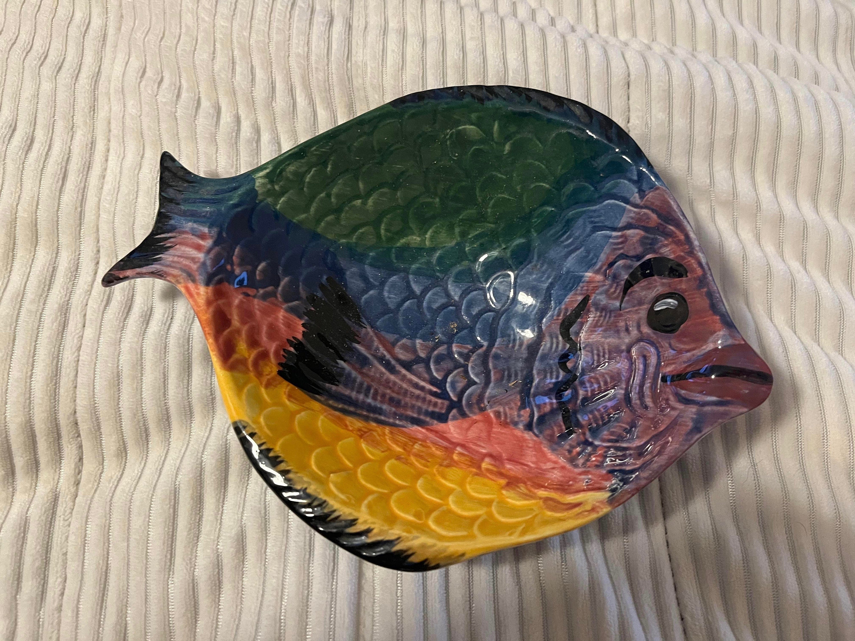 Vintage Hand Painted Ceramic Pottery Fish Dish Bowl Colorful Details ...
