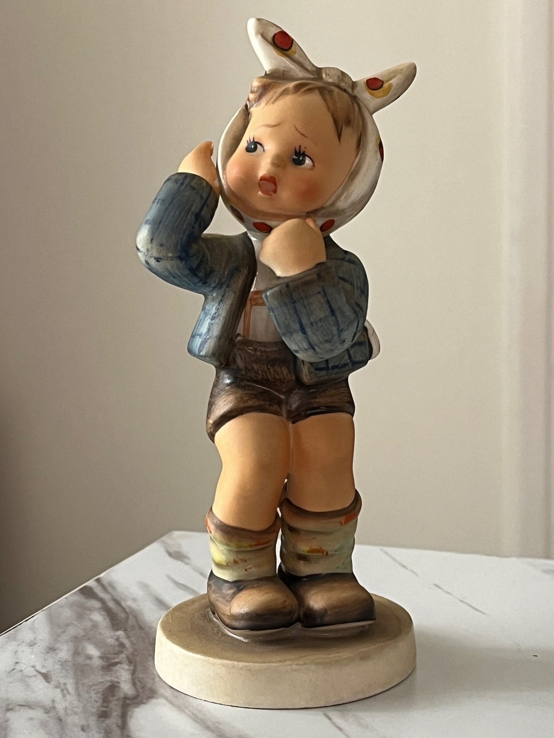 Vintage Hummel Figurine "boy With Toothache" (HUM 217 TMK3 1960-1972 ...