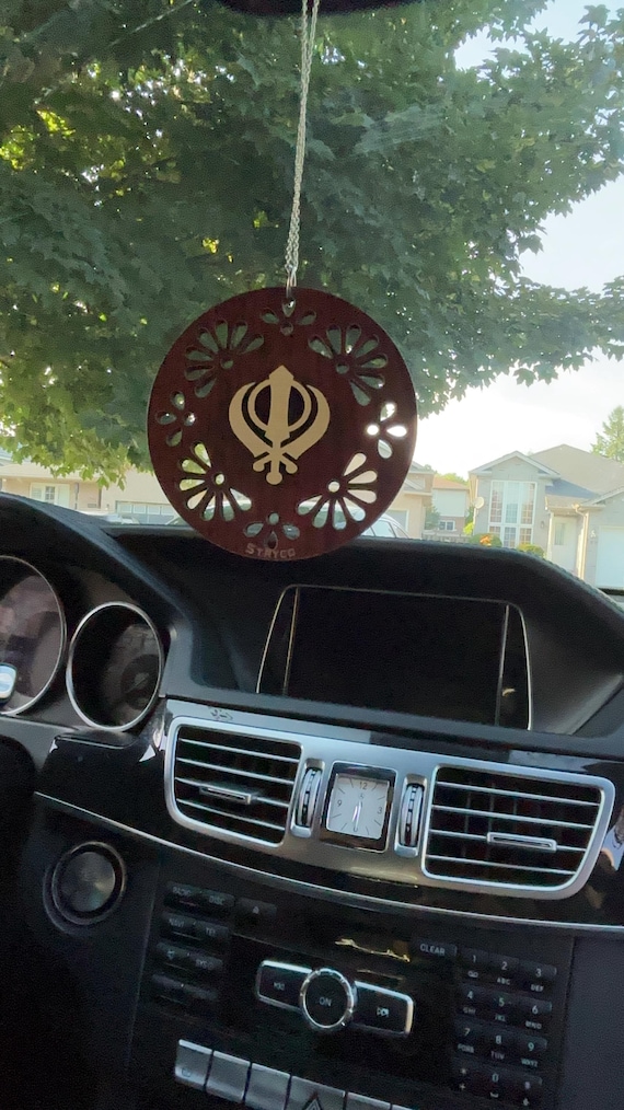 Khanda Car