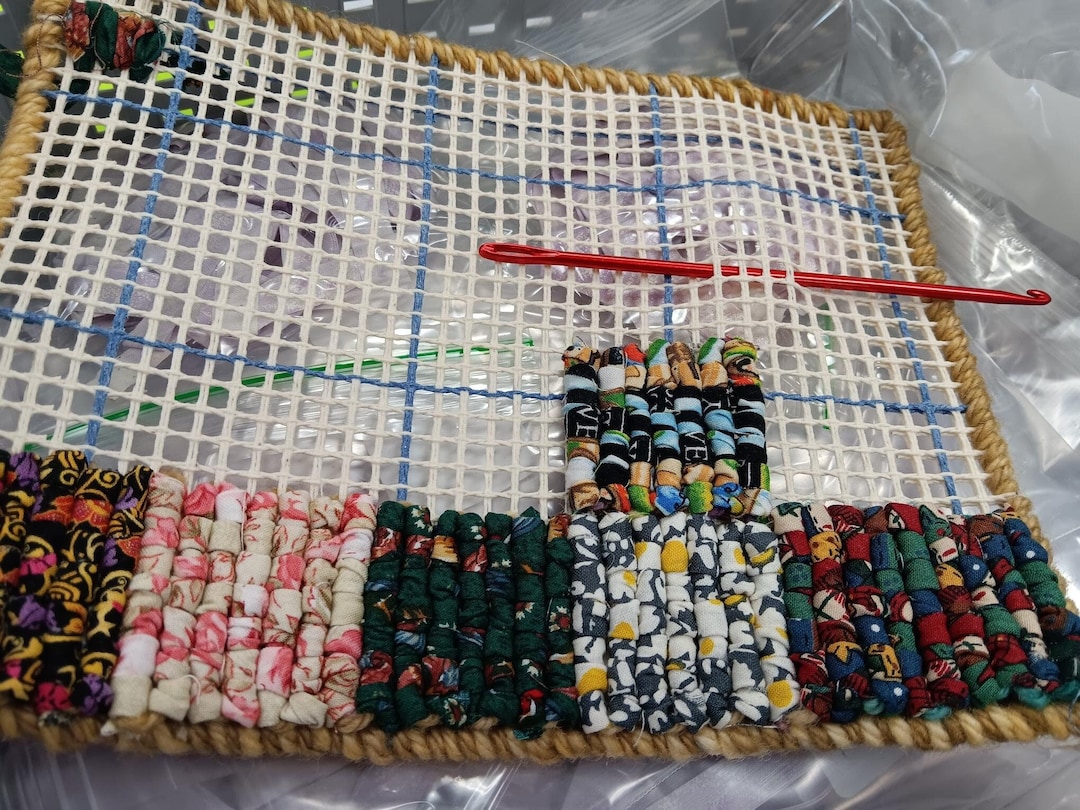 Locker Hook -- Locker Hooker Rugs -- Red Aluminum Locker Hooks for ...