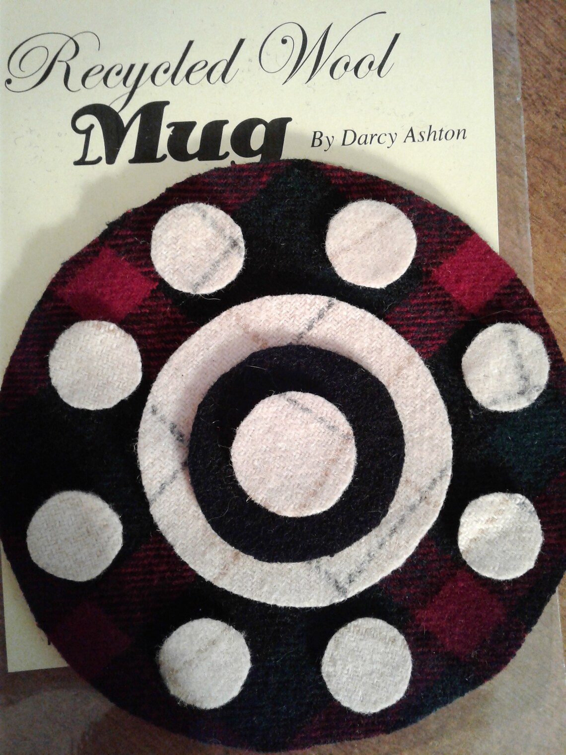 Wool Kit Small ROUND Mug Rug Wool Appliqué Mug Rug Kit Make - Etsy